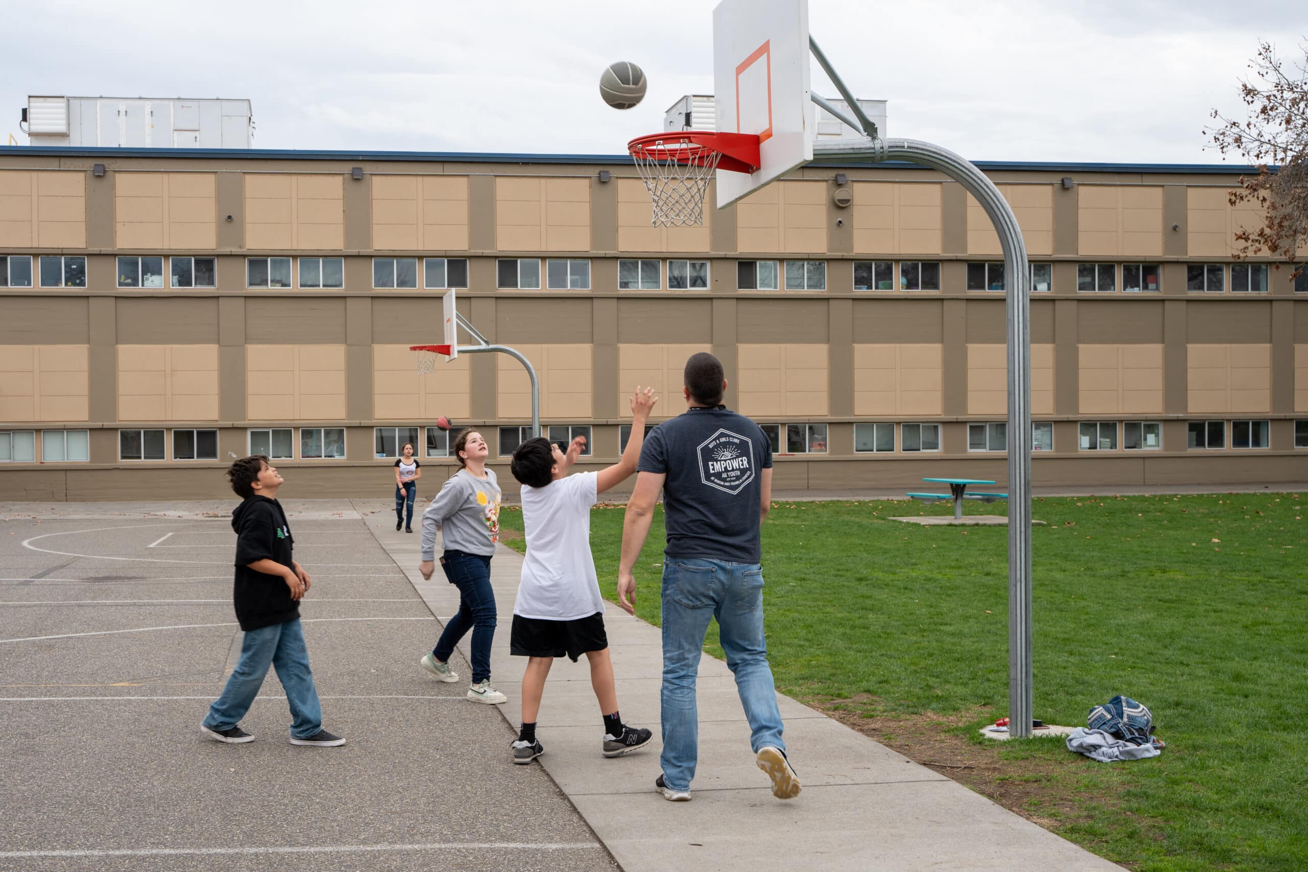 Chief Joseph Middle School Teen Center » Boys & Girls Clubs of Benton ...